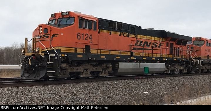 BNSF 6124